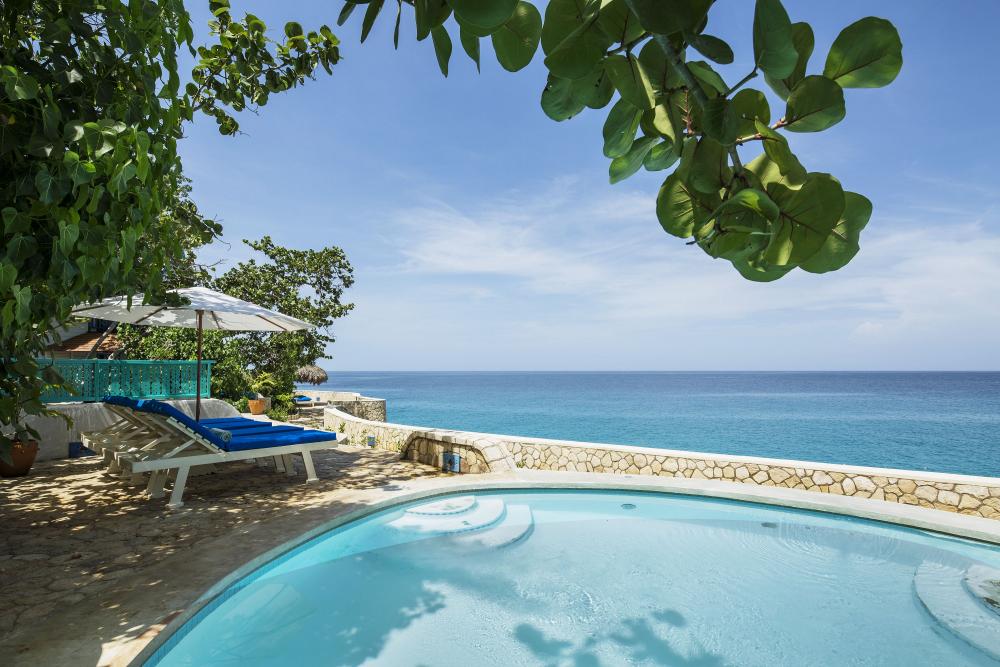 GoldenEye Luxury Hotel Resort | Worldwide Dream Villas