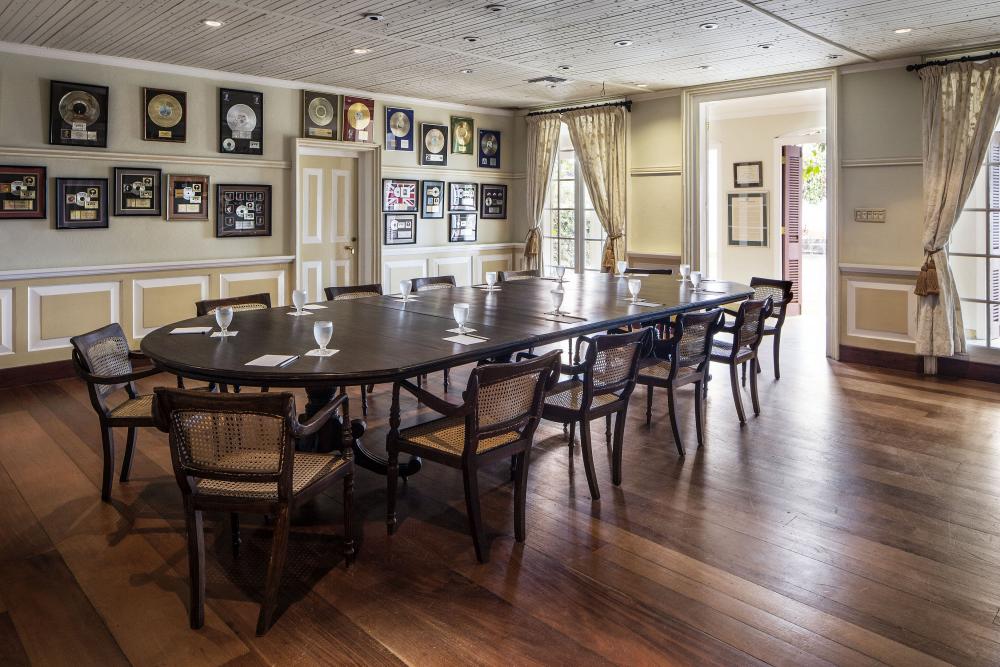 GoldenEye Luxury Hotel Resort | Worldwide Dream Villas